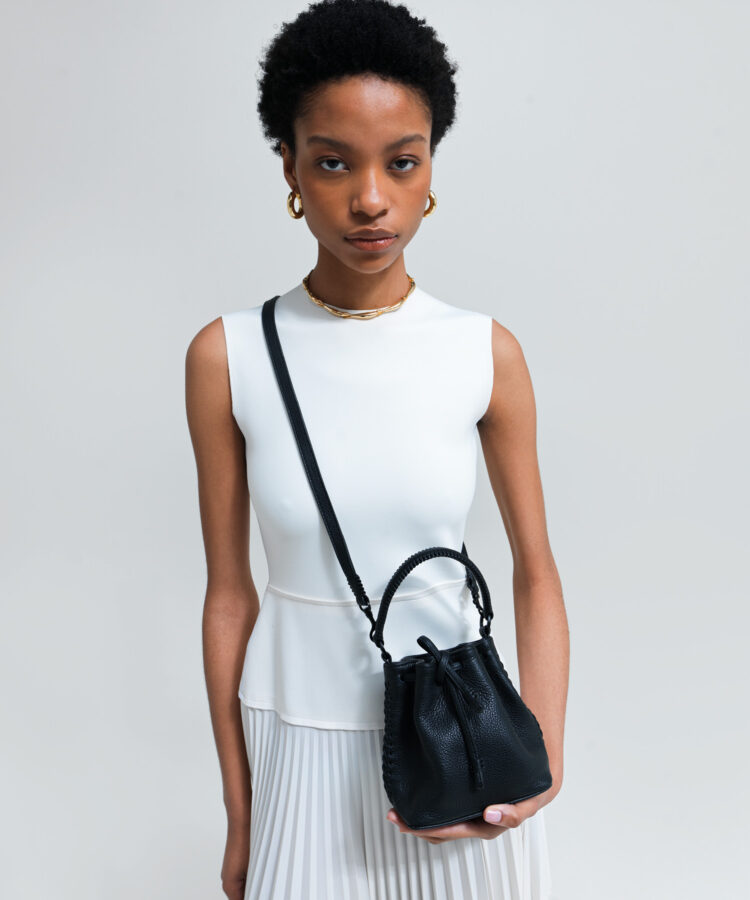 Micro Bucket in Black Grained Leather - Callista