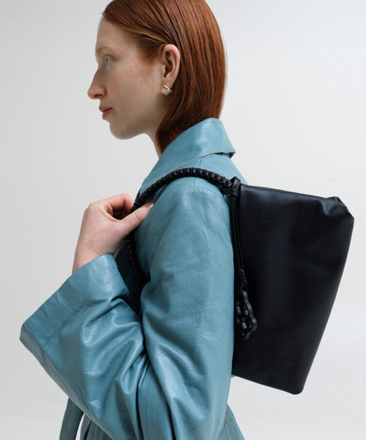 Nephele Bag in Black Smooth Leather - Callista
